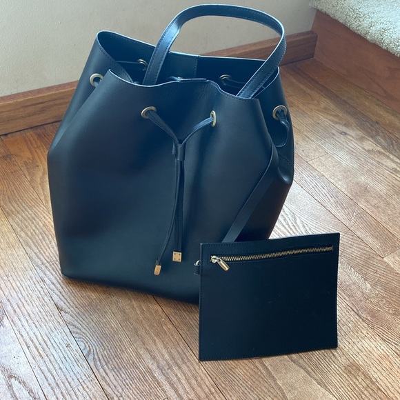 Rachel Zoe | Bags | Rachel Zoe Bucket Bag With Detachable Pouch Black ...